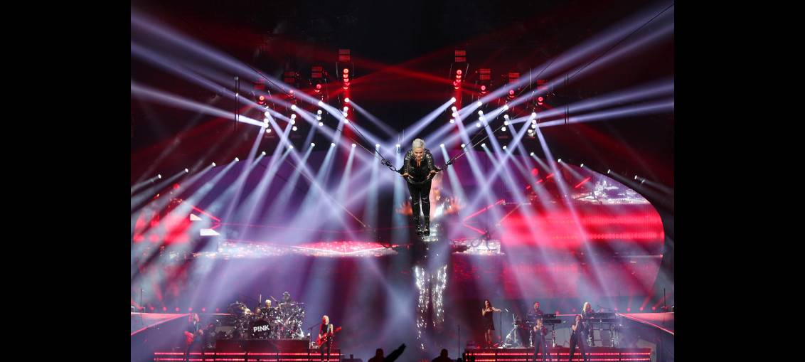 Claypaky Scenius Unico & Mythos 2 Light Up P!nk’s Beautiful Trauma ...