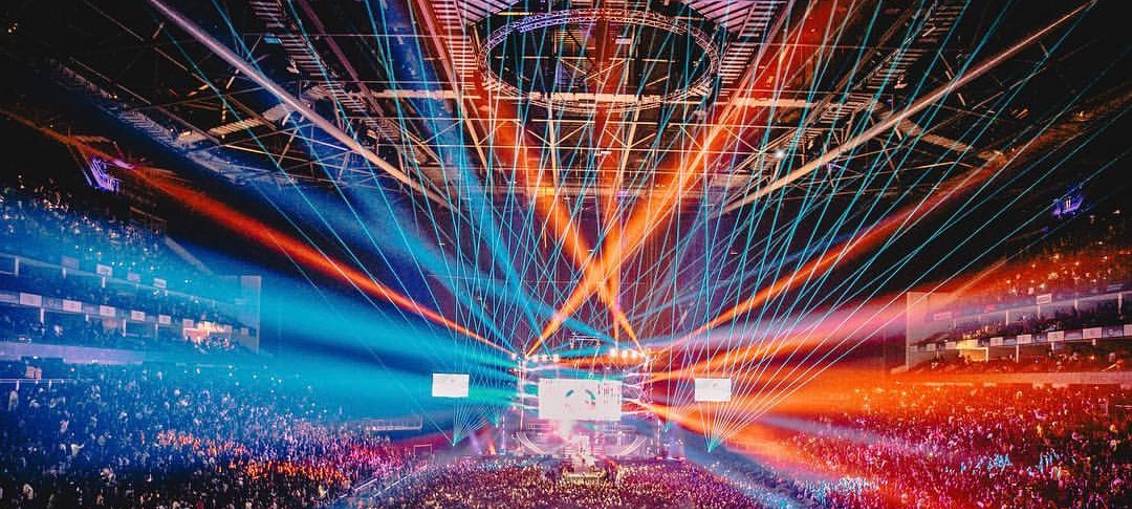 Claypaky Packs A Punch For Davido @ London’s O2 Arena – ETA